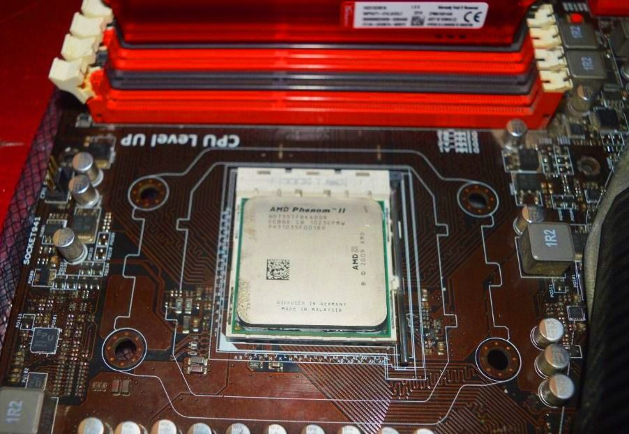 Asus ROG Gaming Motherboard Bundle with 2.8ghz processor 8GB ram hyperx ...