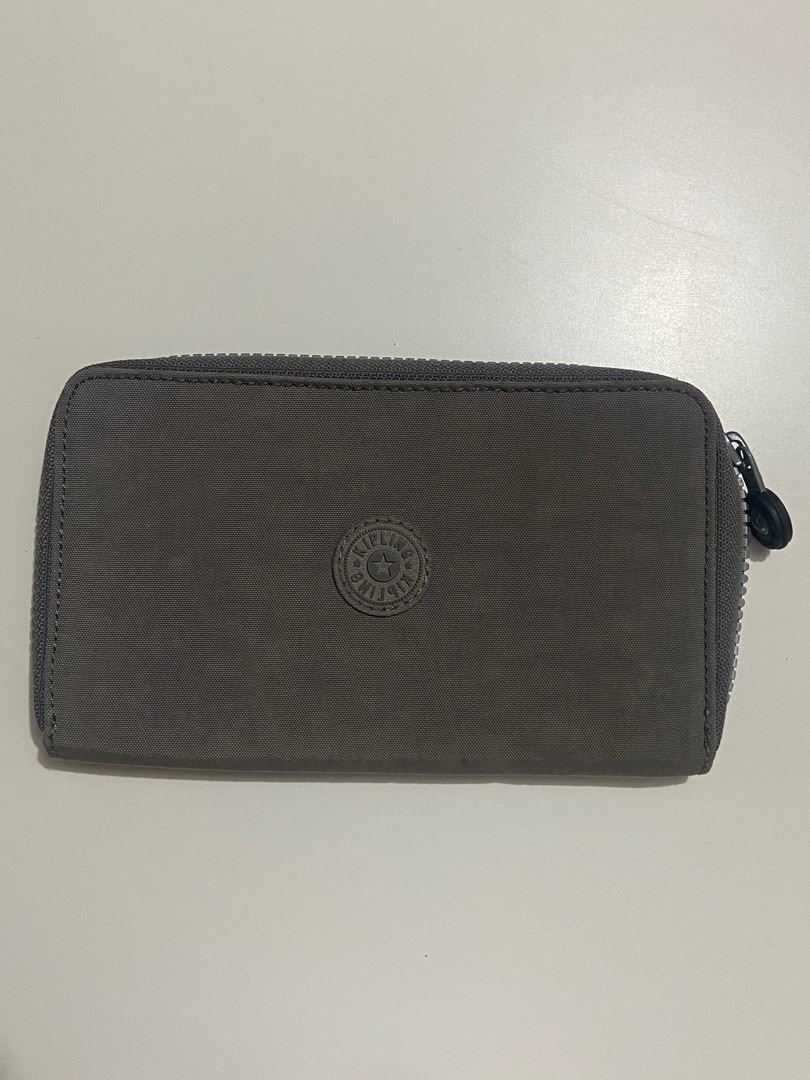 authentic and original kipling wallet on Carousell