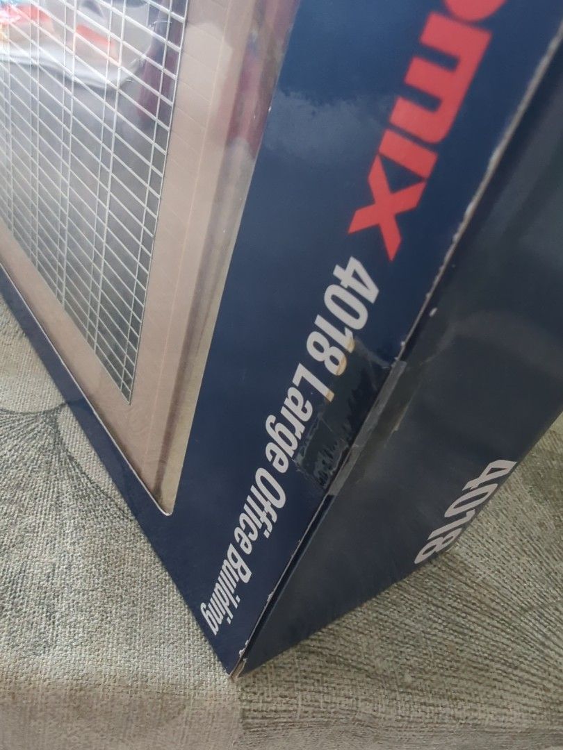 Bandai Tamashii Effect Act Building normal, damaged version and ...