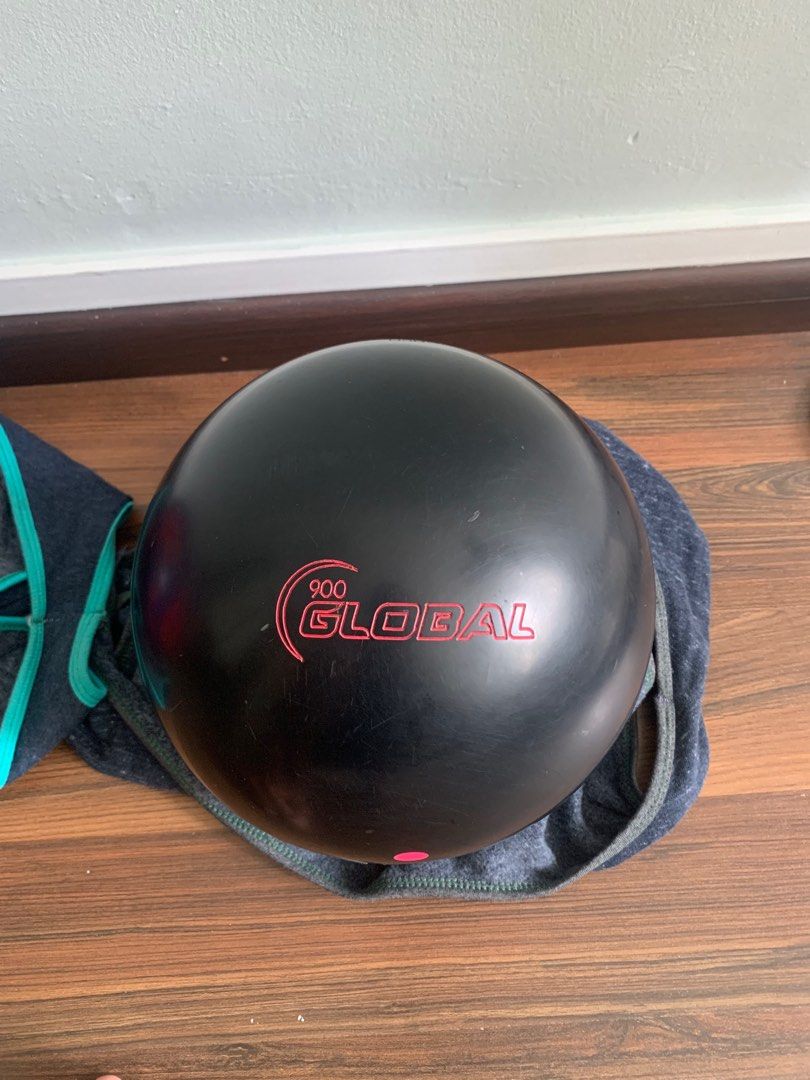 Boo Yah Bowling Ball, Sports Equipment, Sports & Games, Billiards ...