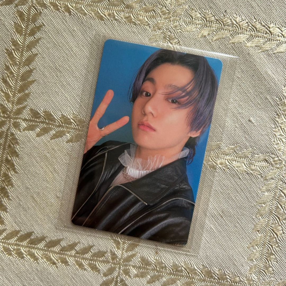 BTS Jungkook JK OT7 Grp Butter Cream PC, Hobbies & Toys, Memorabilia ...