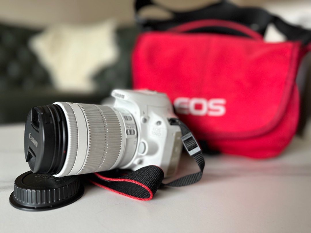 Canon 100D Limited Edition White Series, Photography, Cameras on Carousell