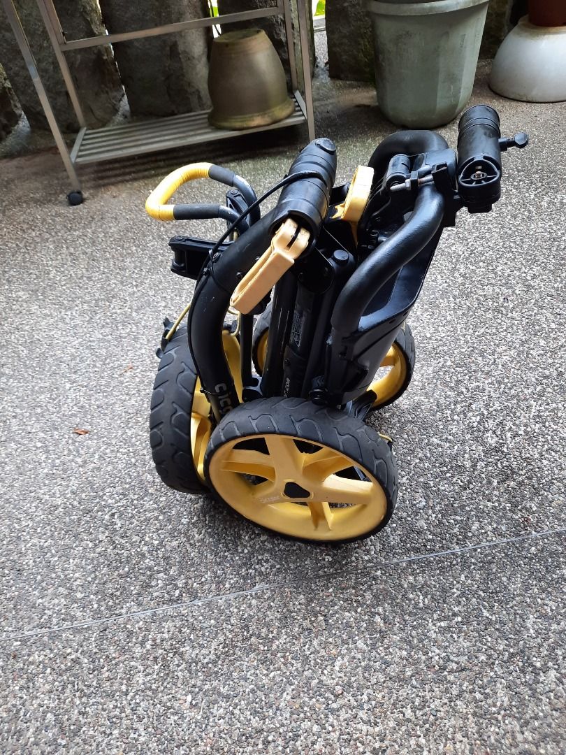 Clicgear 3 Wheels Golf Trolley Model 3.5+ Yellow in colour, Sports ...