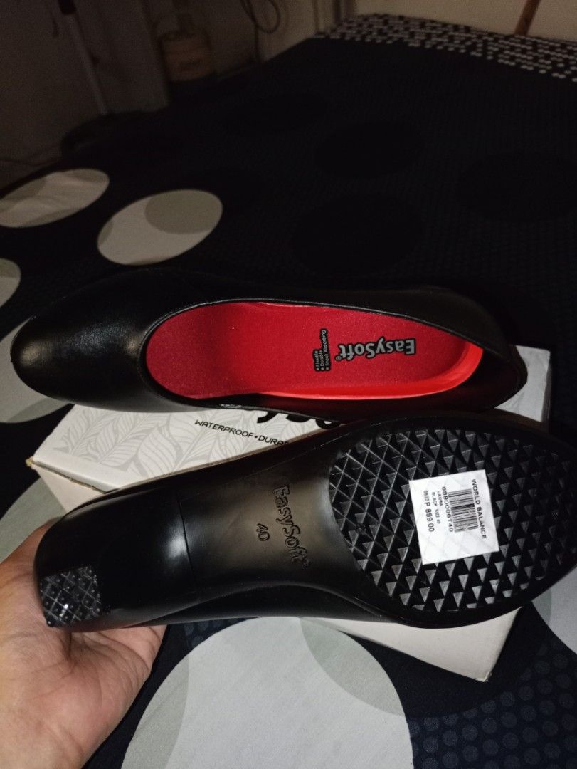 Easy soft laura, Women's Fashion, Footwear, Heels on Carousell