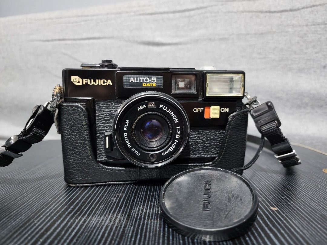 Fujica Auto 5 date on Carousell