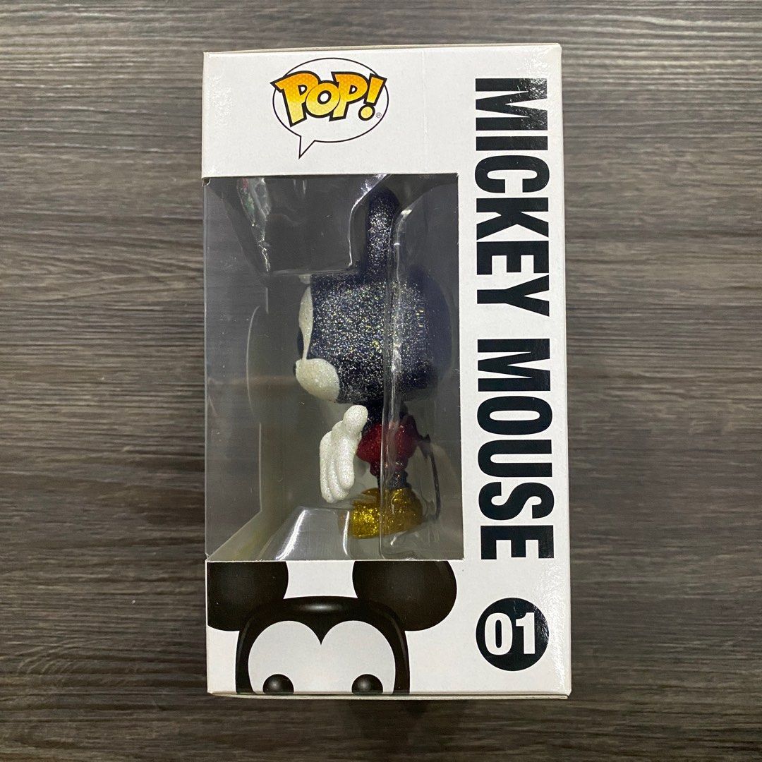 Funko Pop #01: Disney - Mickey Mouse (Glitter), Hobbies & Toys, Toys ...
