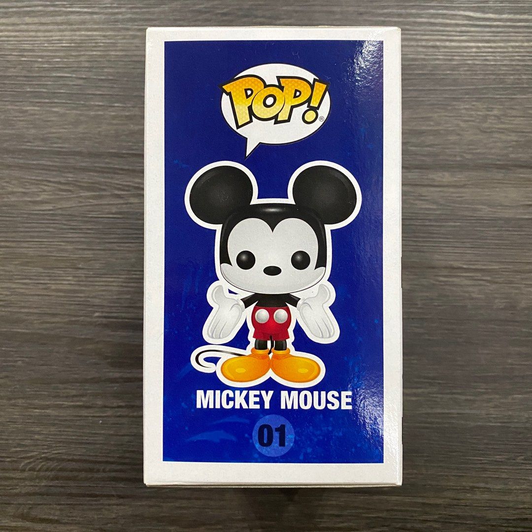 Funko Pop #01: Disney - Mickey Mouse (Glitter), Hobbies & Toys, Toys ...