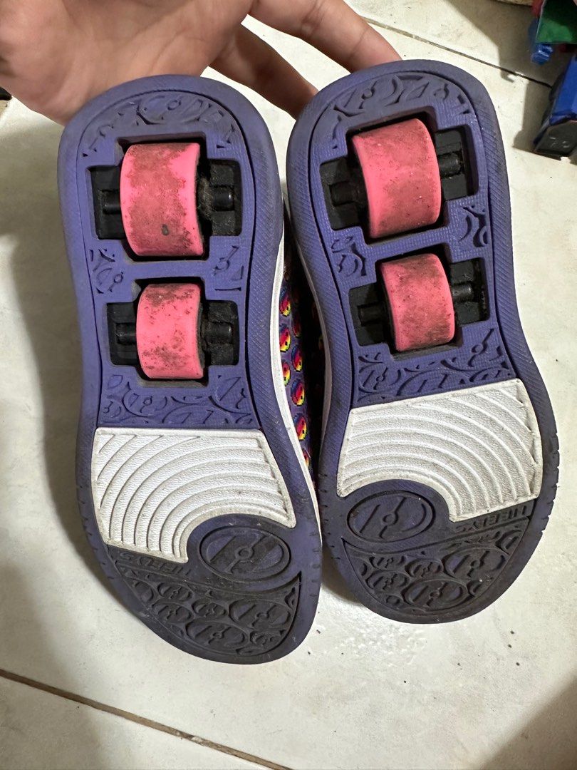 Heelys wheel shoes on Carousell