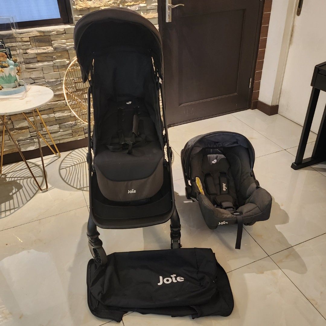 Joie Tourist Compact Stroller with Juva Car Seat on Carousell
