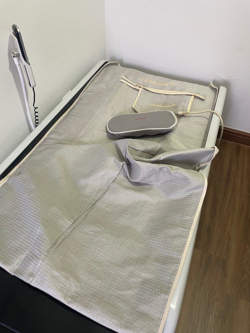 Katil Ceragem v3 12 mode, Health & Nutrition, Massage Devices on Carousell