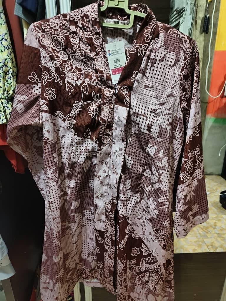 Kebaya Tradisional /Kebarung motif tradisional Zalia Lubna Bayu ...