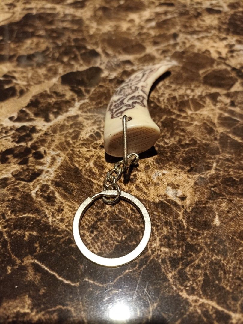 Key Chain Etnik Unik, Barang Mewah, Aksesoris di Carousell