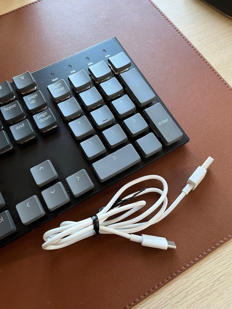 Keychron K1 mechanical keyboard with numpad, Computers & Tech, Parts ...