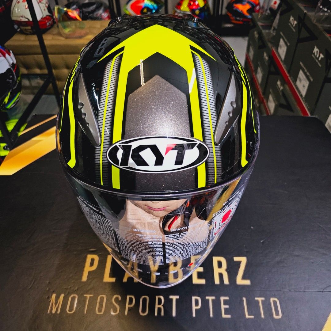 KYT HELLCAT ARROW HELMET, Motorcycles, Motorcycle Apparel on Carousell
