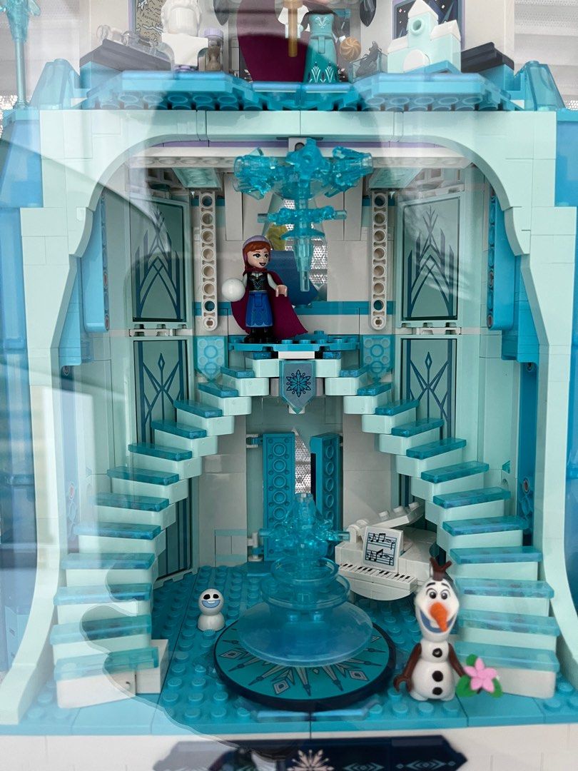 LEGO 43197 Disney Princess Frozen The Ice Castle, Hobbies & Toys, Toys ...