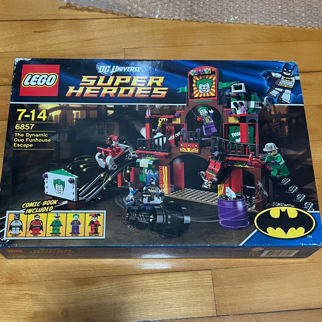LEGO 6857 The Dynamic Duo Funhouse Escape, 興趣及遊戲, 玩具 & 遊戲類 - Carousell