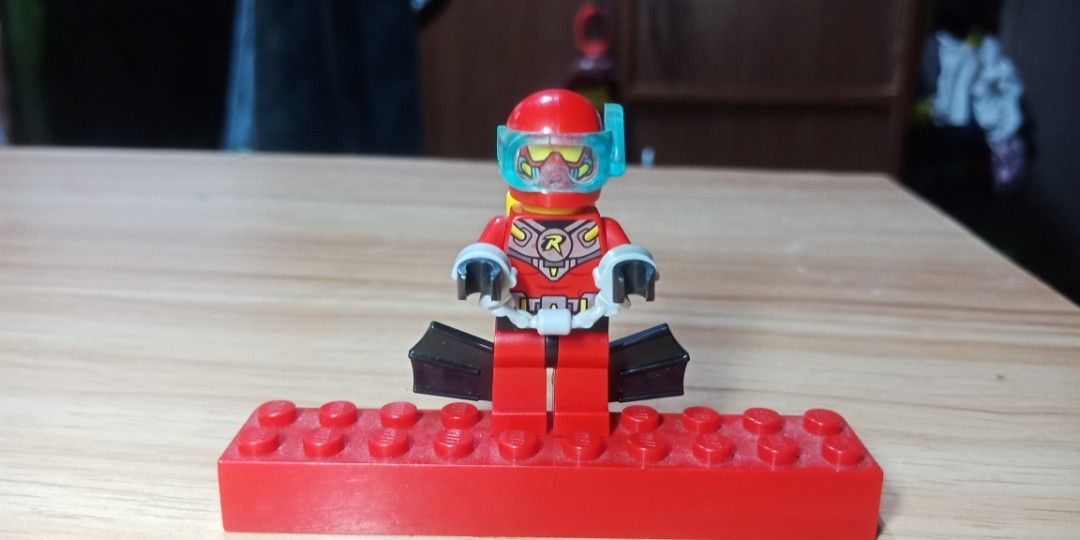 LEGO Scuba Robin Minifigure on Carousell