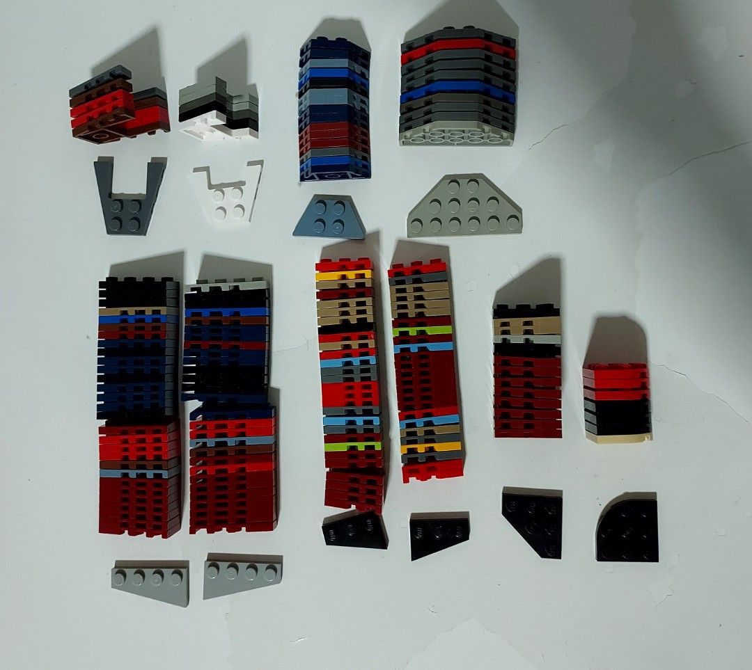 Lego side curve plate pieces, Hobbies & Toys, Toys & Games on Carousell