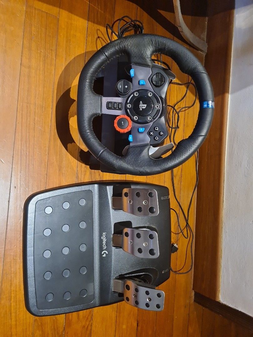 Logitech G29 sim racing wheel and pedals, Video Gaming, Gaming ...