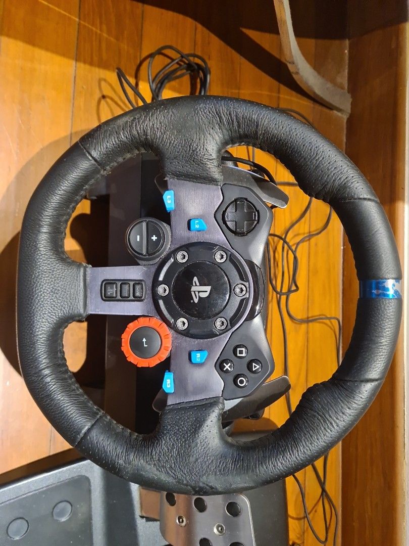Logitech G29 sim racing wheel and pedals, Video Gaming, Gaming ...