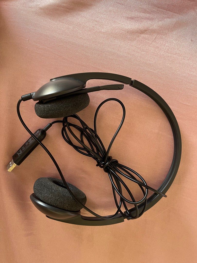 Logitech H340 USB Stereo Headphone with Noise-Cancelling Mic, Audio ...