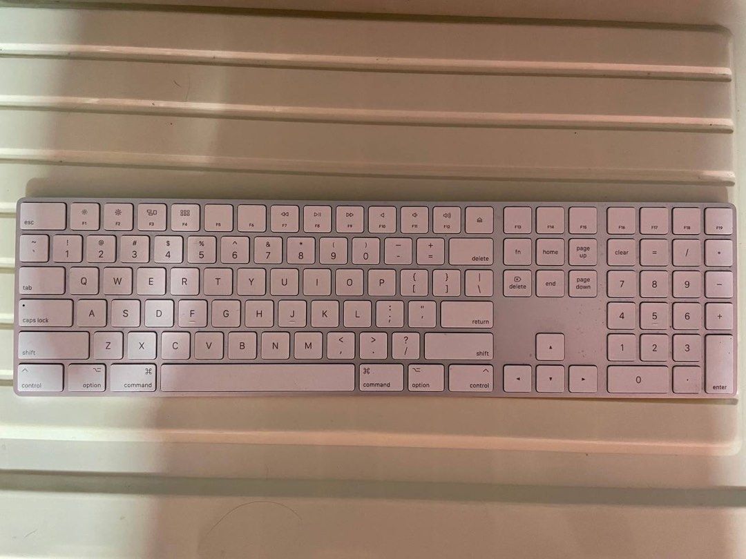 Magic Keyboard with Numeric Keypad, Computers & Tech, Parts ...
