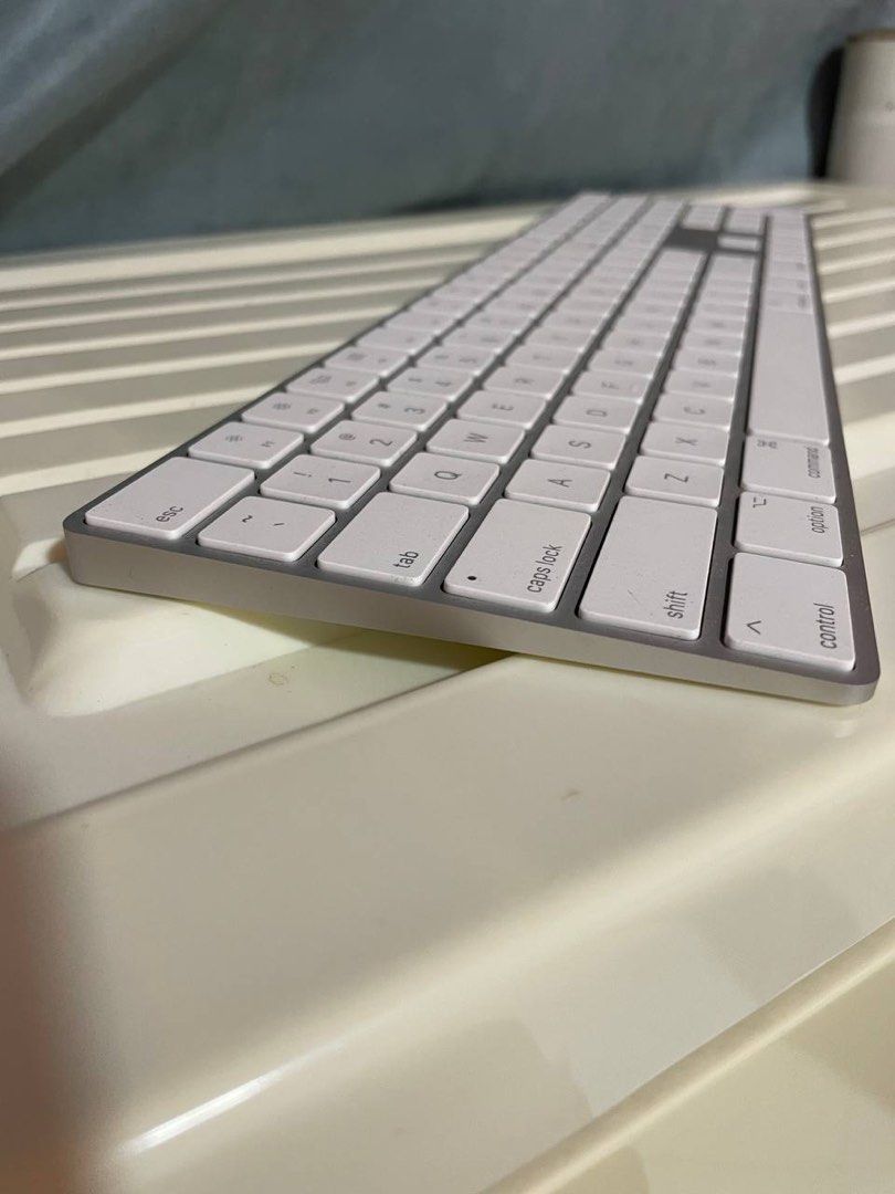 Magic Keyboard with Numeric Keypad, Computers & Tech, Parts ...