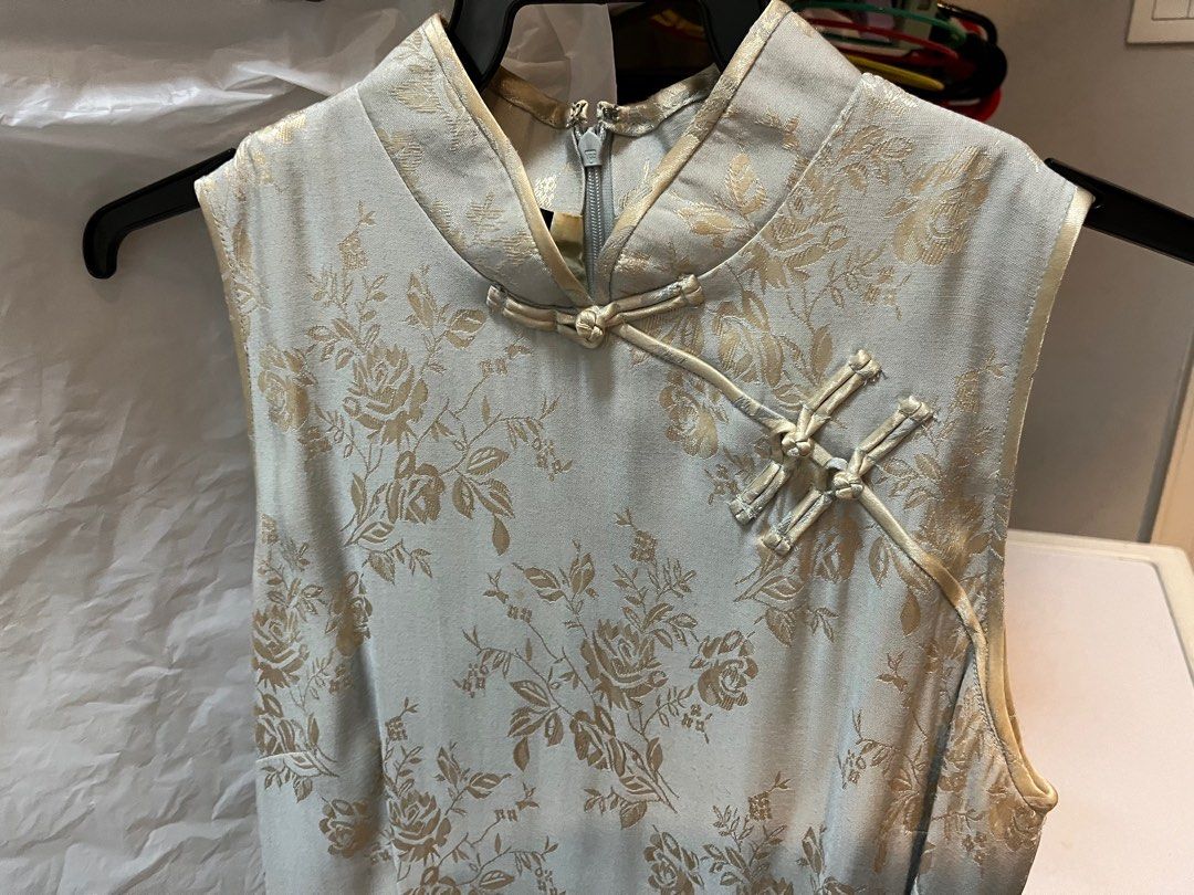 Modern style cheongsam with French style rose patterns, Women's Fashion ...