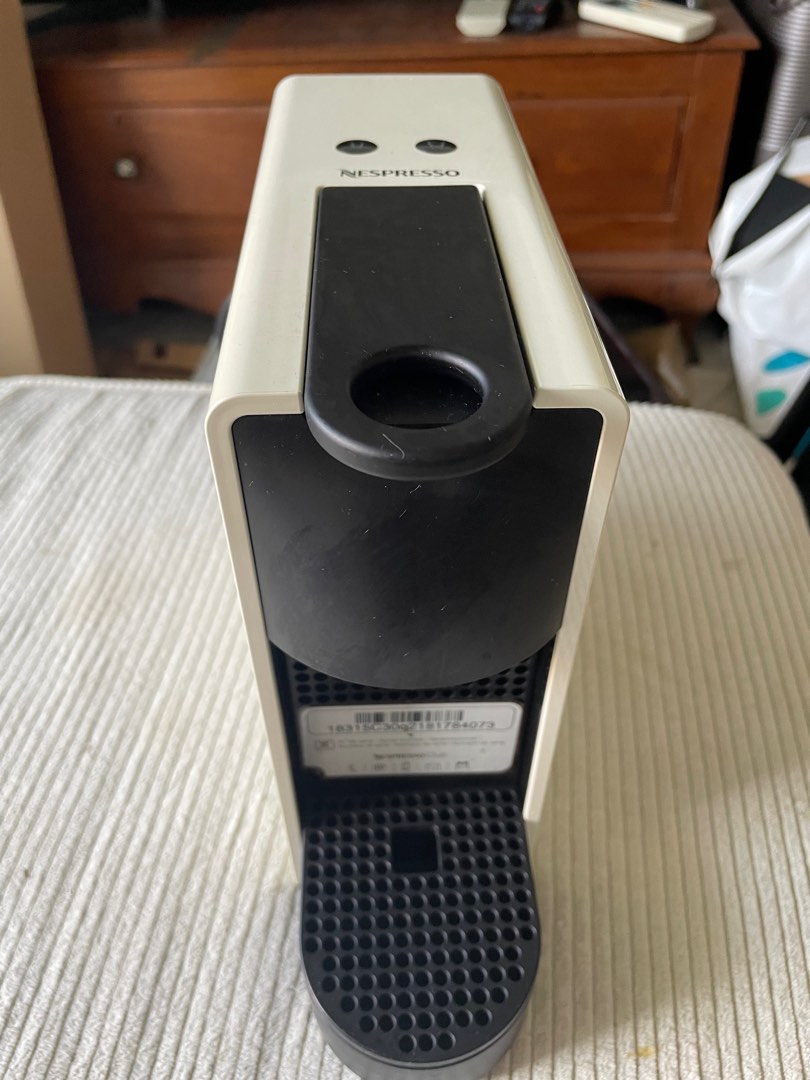 Nespresso Essenza Mini, TV & Home Appliances, Kitchen Appliances ...
