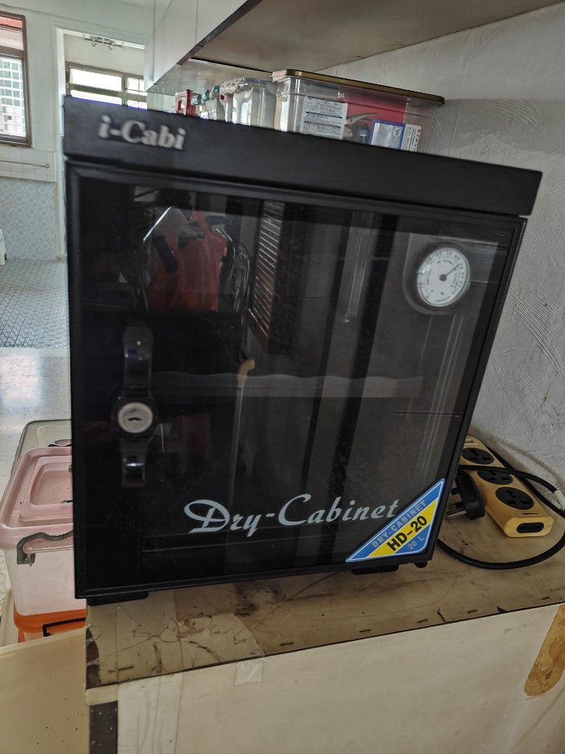 Non working I-Cabi dry cabinet HD20 20L, Photography, Photography Accessories, Dry Boxes ...