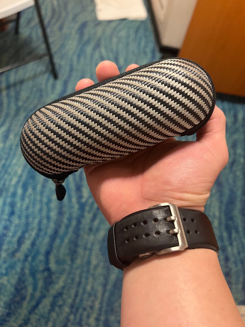 Oakley Kevlar soft vault, Men's Fashion, Watches & Accessories ...