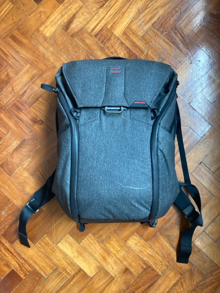 Peak Design Backpack 20L v1, Men's Fashion, Bags, Backpacks on Carousell
