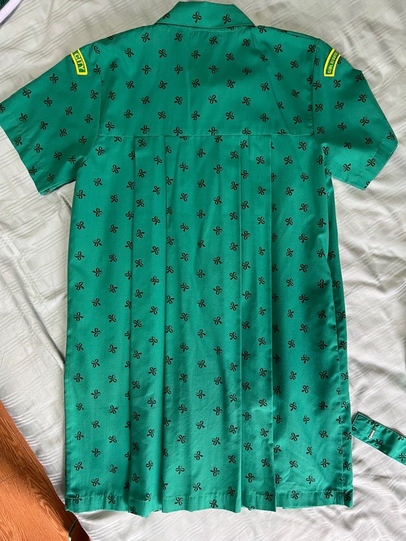 PRELOVED Original GSP uniform set (size 14) on Carousell