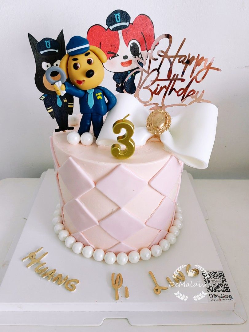 Safety Sheriff Labrador Birthday Cake, Food & Drinks, Homemade Bakes on ...