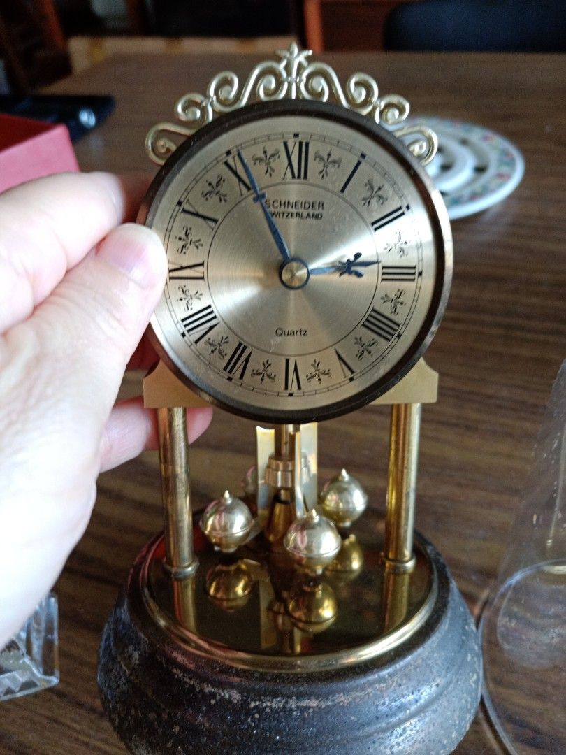 Set of 2 small Schneider and Staiger crystal German table clocks ...