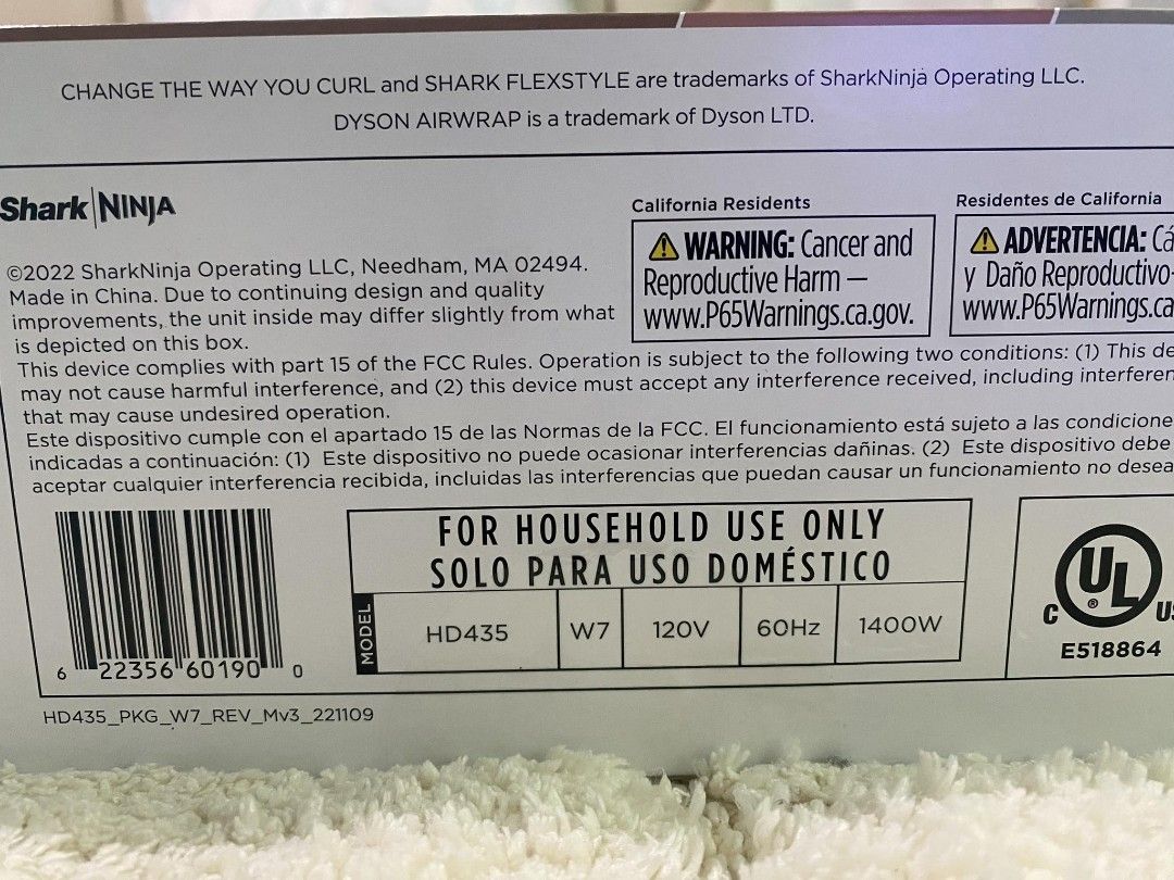 Shark HD430 FlexStyle Air Styling & Drying System on Carousell