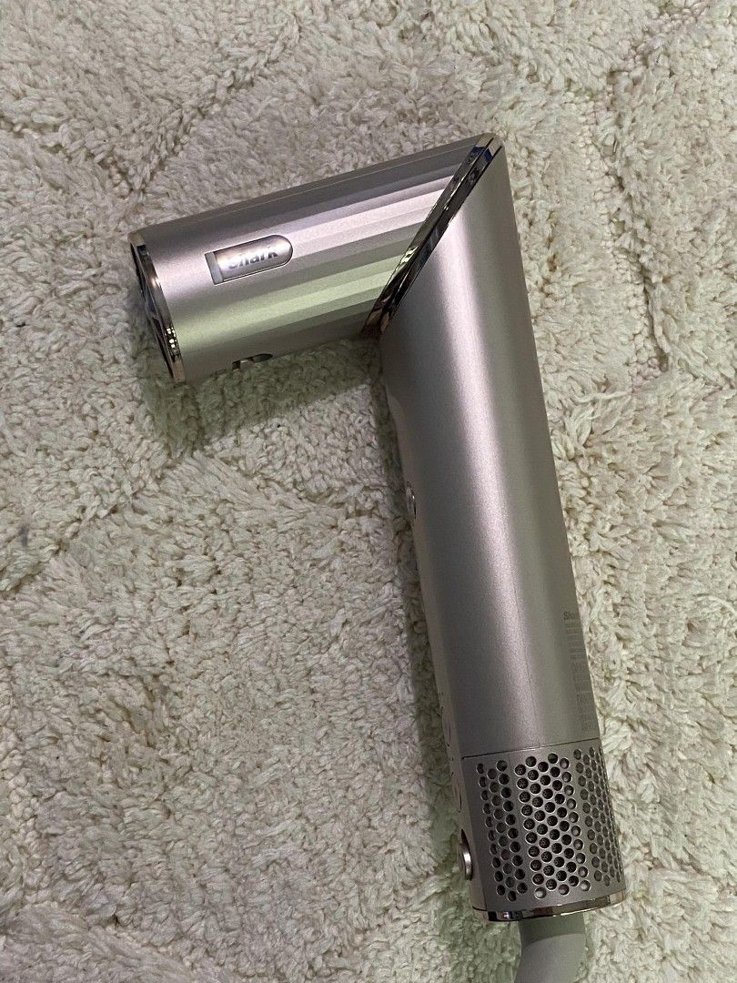 Shark HD430 FlexStyle Air Styling & Drying System on Carousell