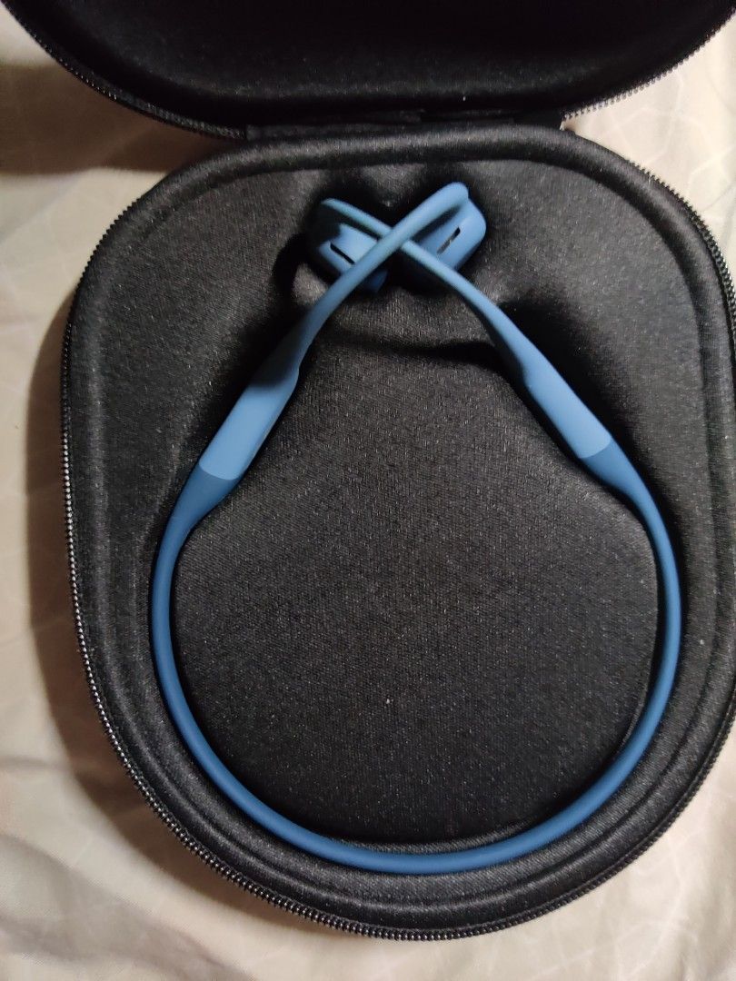 shockz openrun PRO, Audio, Headphones & Headsets on Carousell