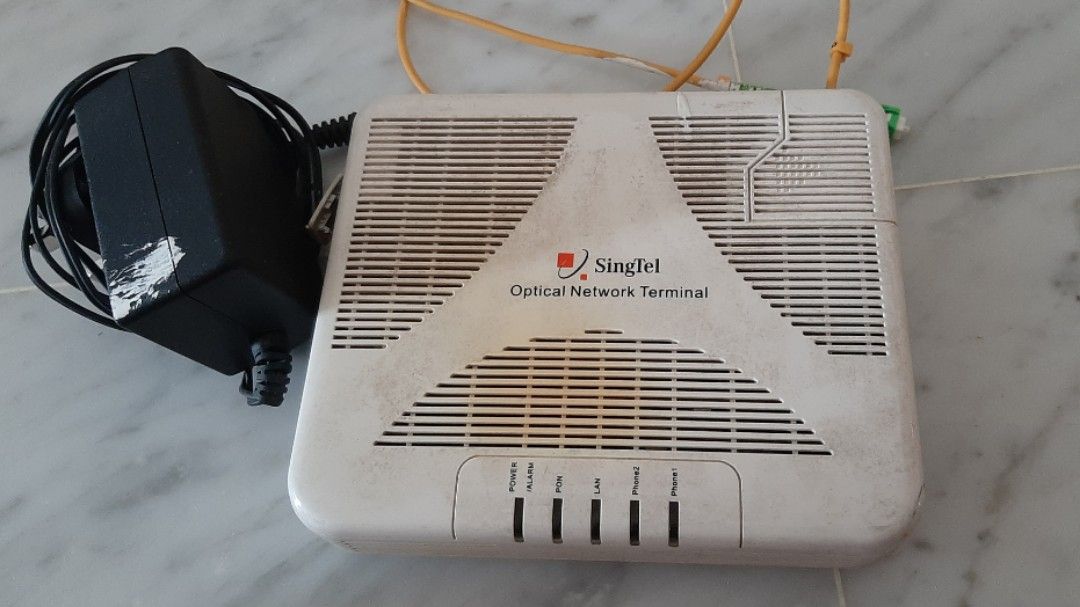 Singtel Optical Network Terminal with power adapter, Computers & Tech ...