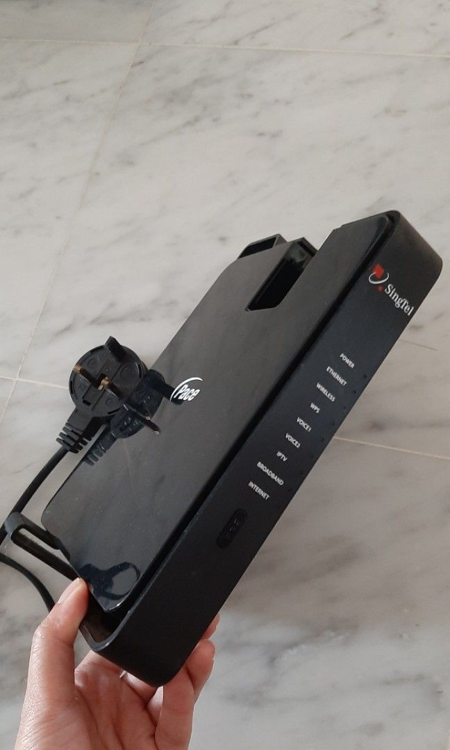 Singtel Pace router with power adapter, Computers & Tech, Parts ...