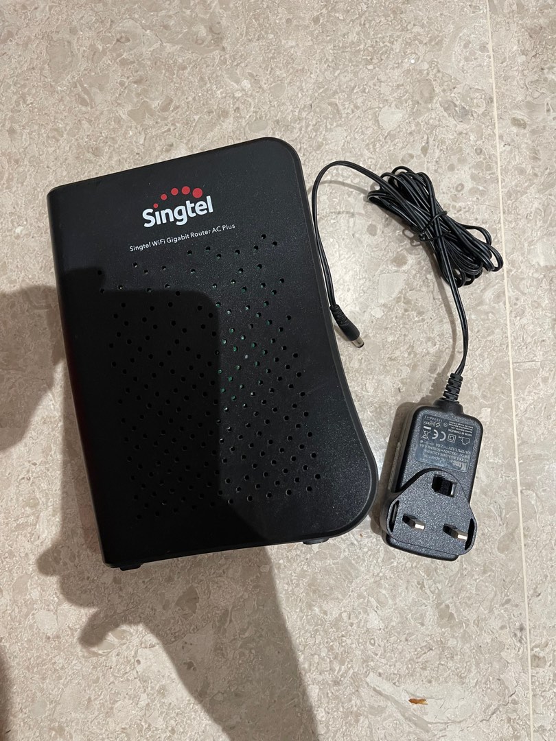 Singtel WiFi Gigabit Router AC Plus, Computers & Tech, Parts ...