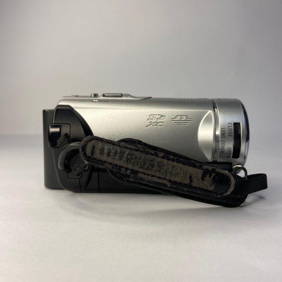 SONY HANDYCAM SD CARD, Photography, Video Cameras on Carousell