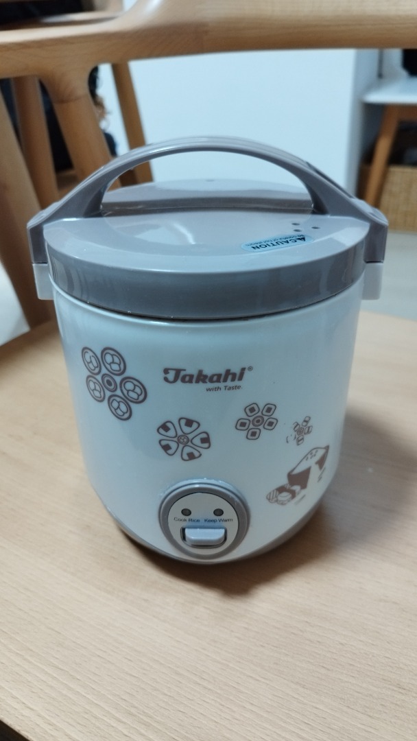 Takahi 2-Cup Mini Electric Rice Cooker, 0.4-Litre, TV & Home Appliances ...