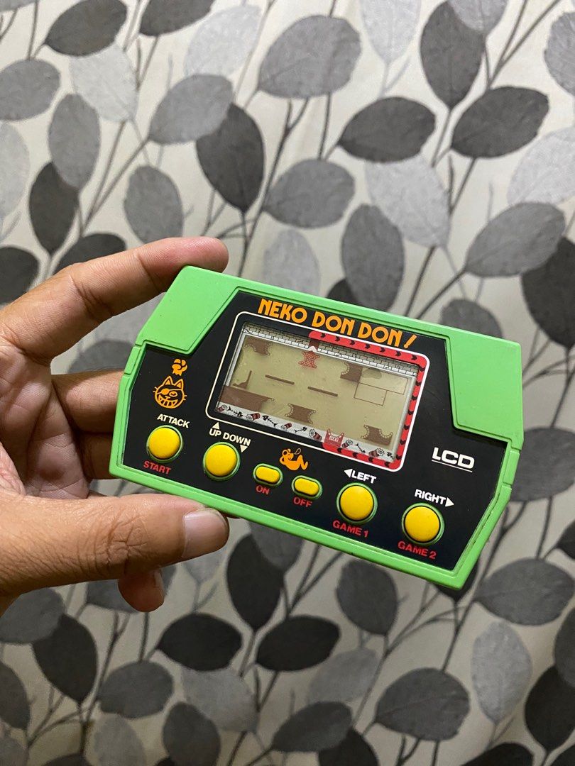 Takatoku Neko Don Don Mini Arcade LCD Handheld 1980s Game & Watch ...