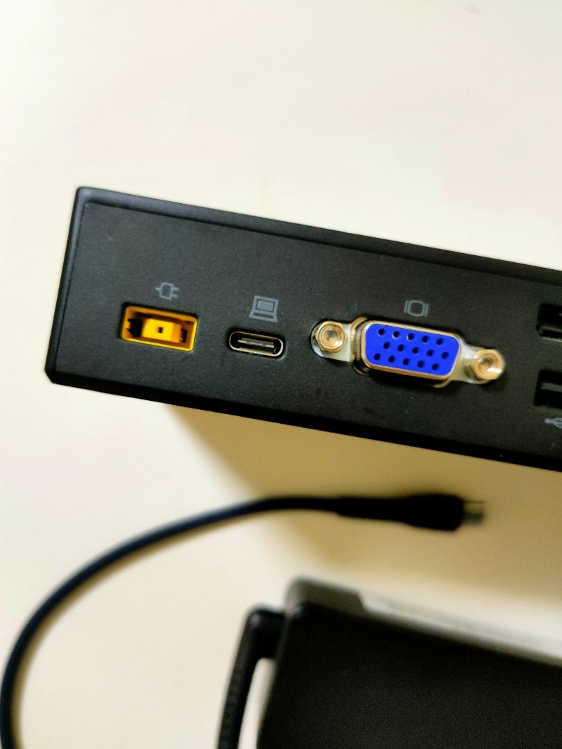 ThinkPad USB-C Dock docking hub type C connector, with 90W power supply ...