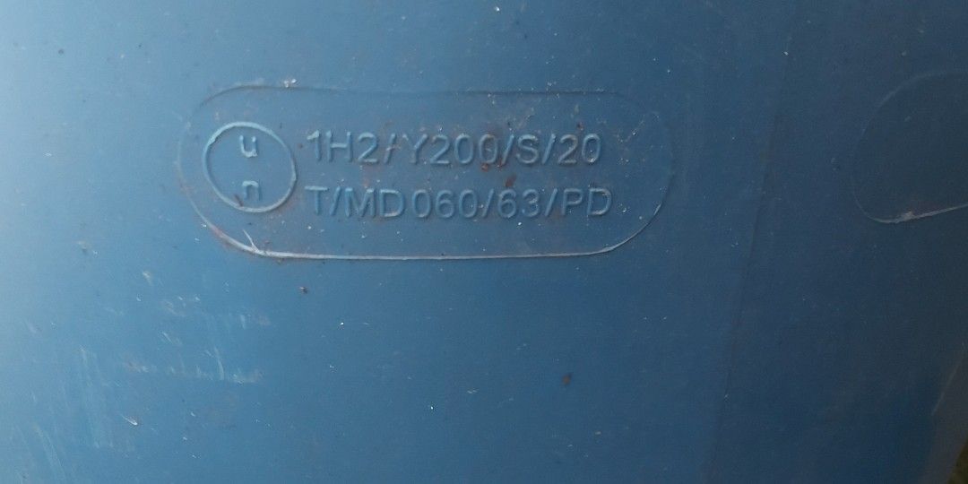 Tong Tangki Air Biru Fertigasi 200 Liter, Furniture & Home Living ...