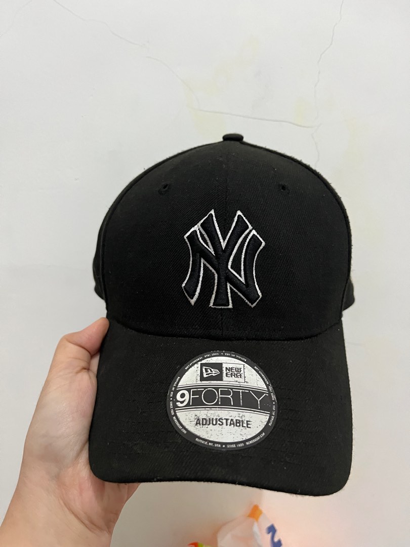 Topi new era original black classic, Fesyen Pria, Aksesoris, Topi di Carousell