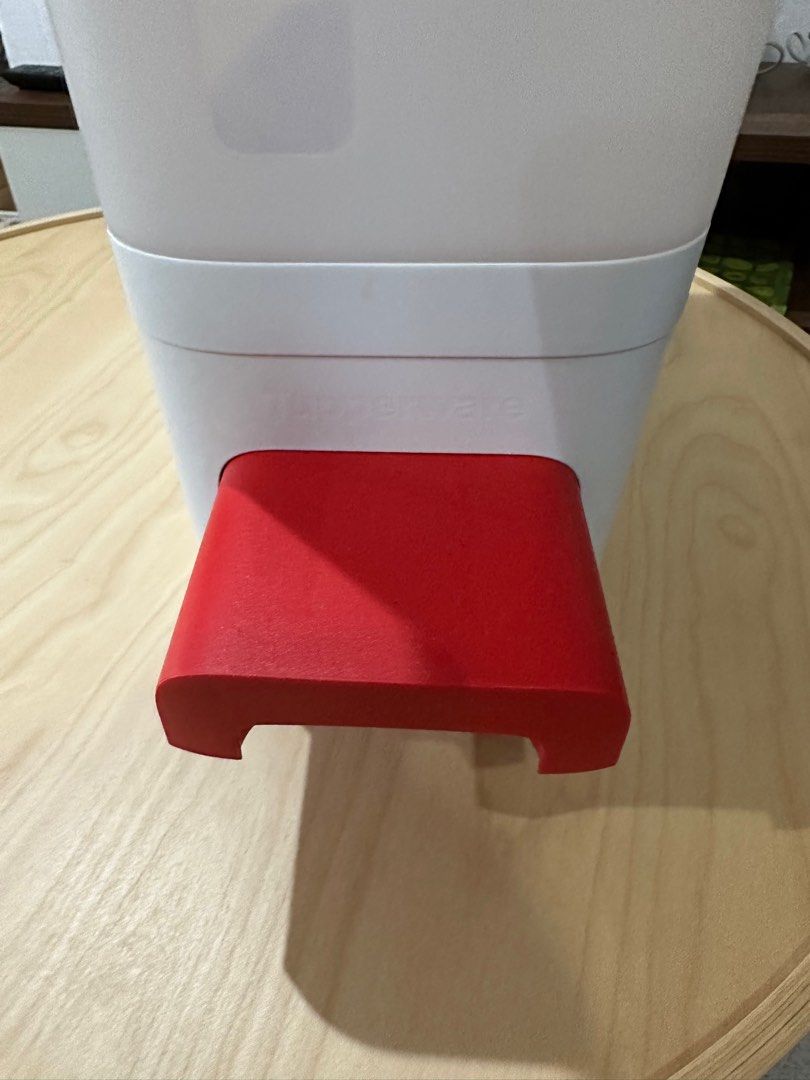 Tupperware Rice Container storage, Furniture & Home Living, Kitchenware ...