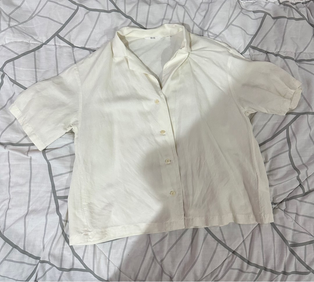 Uniqlo Basic White Button Down Polo Top on Carousell