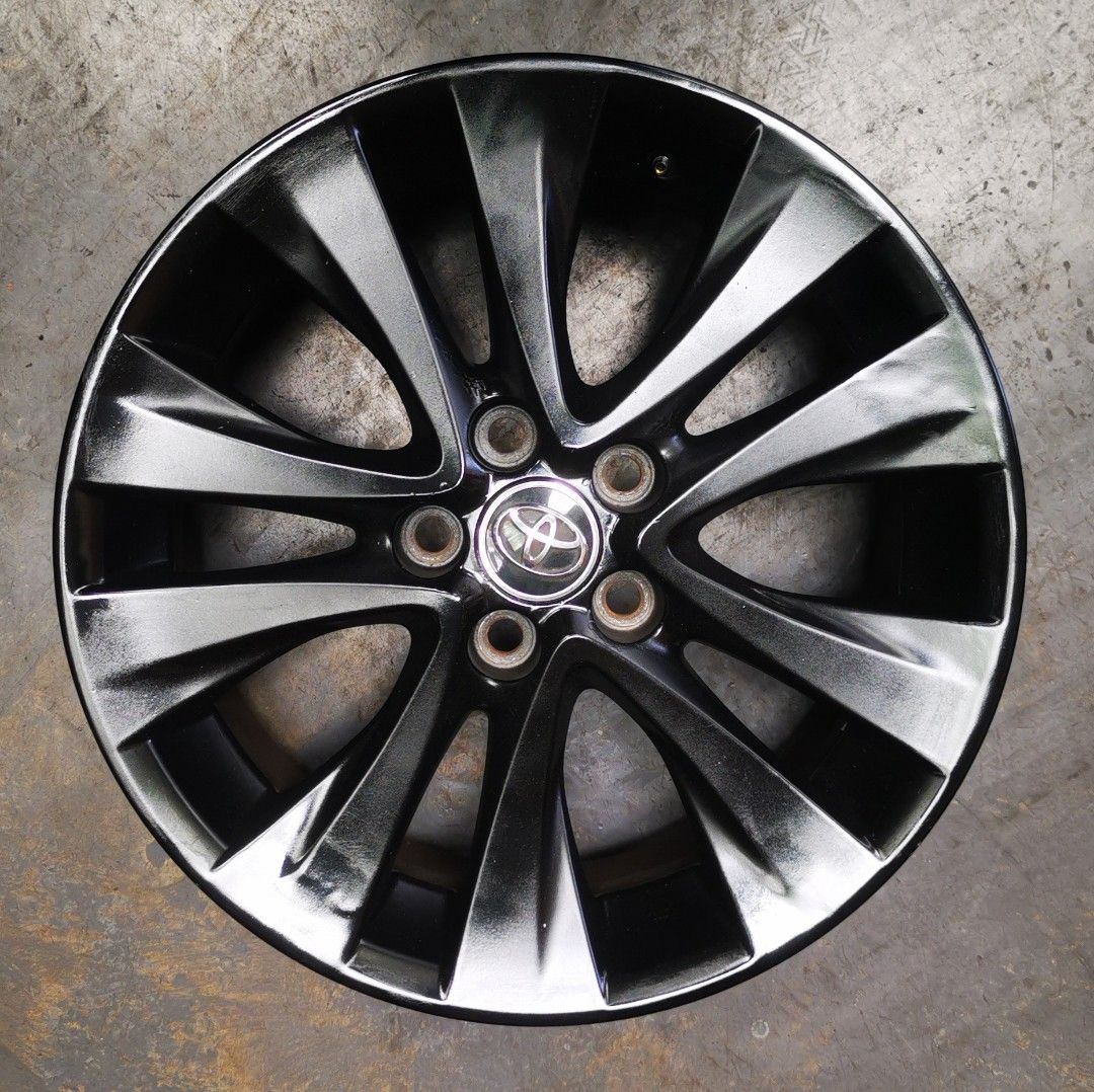 Used 18" Original Toyota Rims, Car Accessories, Tyres & Rims on Carousell